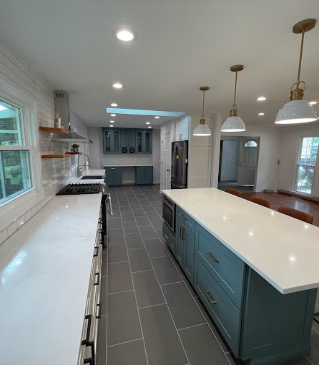 Pros and Cons of Open vs. Closed Kitchens in Home Design | Red Cloud Contracting